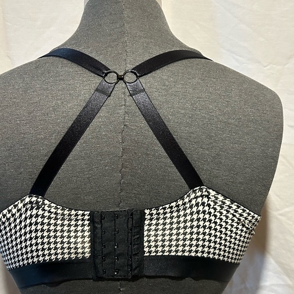 Cacique | Intimates & Sleepwear | Cacique Balconette Bra 46dd | Poshmark